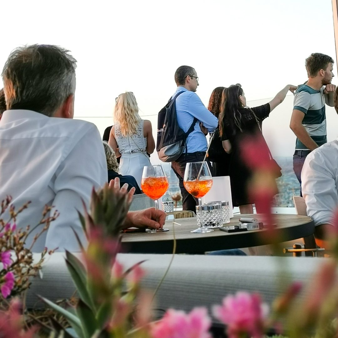 Aurora Bar: Eine Rooftop Bar - Wiener Barperlen